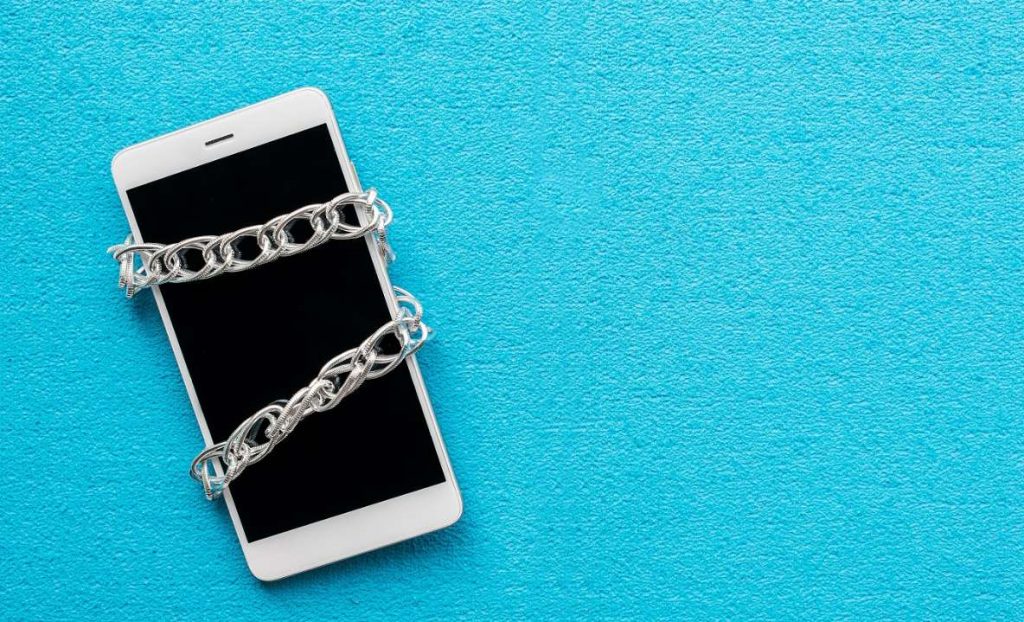 How to Intercept Text Messages Without Access to the Phone